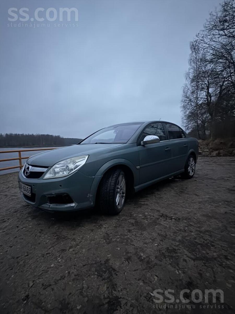 Opel Vectra 2006 in Aizkraukle, with an engine capacity of 3.00 L and mileage of 356 thousand km for 2400 €, photo 2 on AUTOMOTO.COM.LV