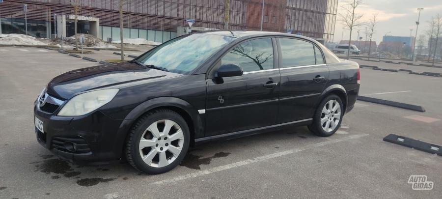 Opel Vectra 2006 in Klaipeda, with an engine capacity of 1.90 L and mileage of 320 thousand km for 1200 €, photo 1 on AUTOMOTO.COM.LV
