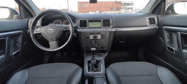 Opel Vectra 2006 Klaipėda, ar dzinēja tilpumu 1.90 L un nobraukumu 320 tūkst. km par 1200 €, foto 4 vietnē AUTOMOTO.COM.LV