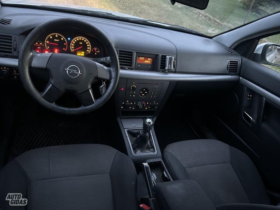 Opel Vectra 2006 Varėna, ar dzinēja tilpumu 1.90 L un nobraukumu 350 tūkst. km par 450 €, foto 4 vietnē AUTOMOTO.COM.LV