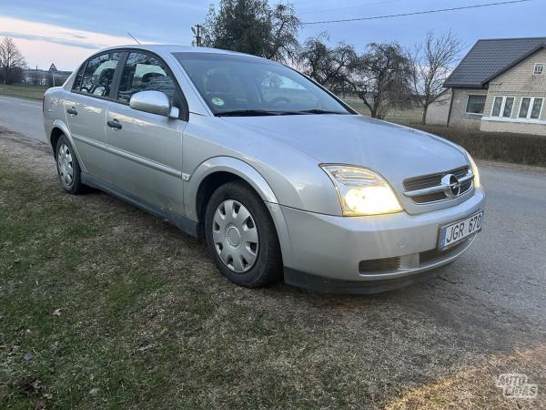 Opel Vectra 2006 in Varena, with an engine capacity of 1.90 L and mileage of 350 thousand km for 450 €, photo 4 on AUTOMOTO.COM.LV
