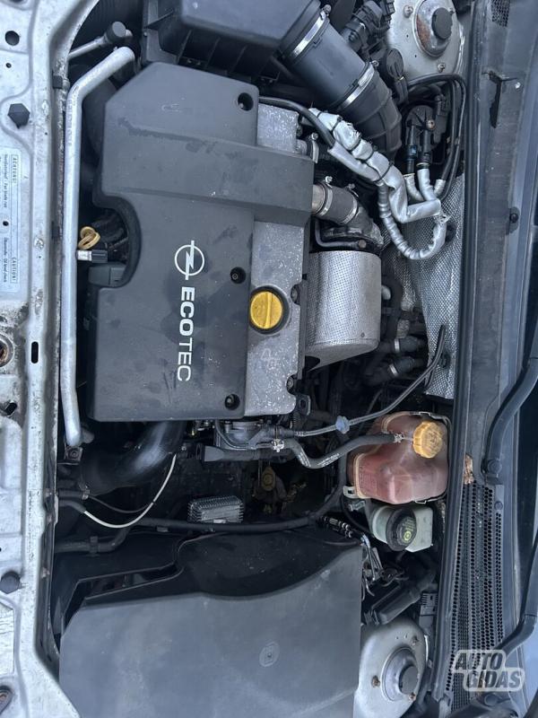Opel Vectra 2006 in Varena, with an engine capacity of 1.90 L and mileage of 350 thousand km for 450 €, photo 8 on AUTOMOTO.COM.LV
