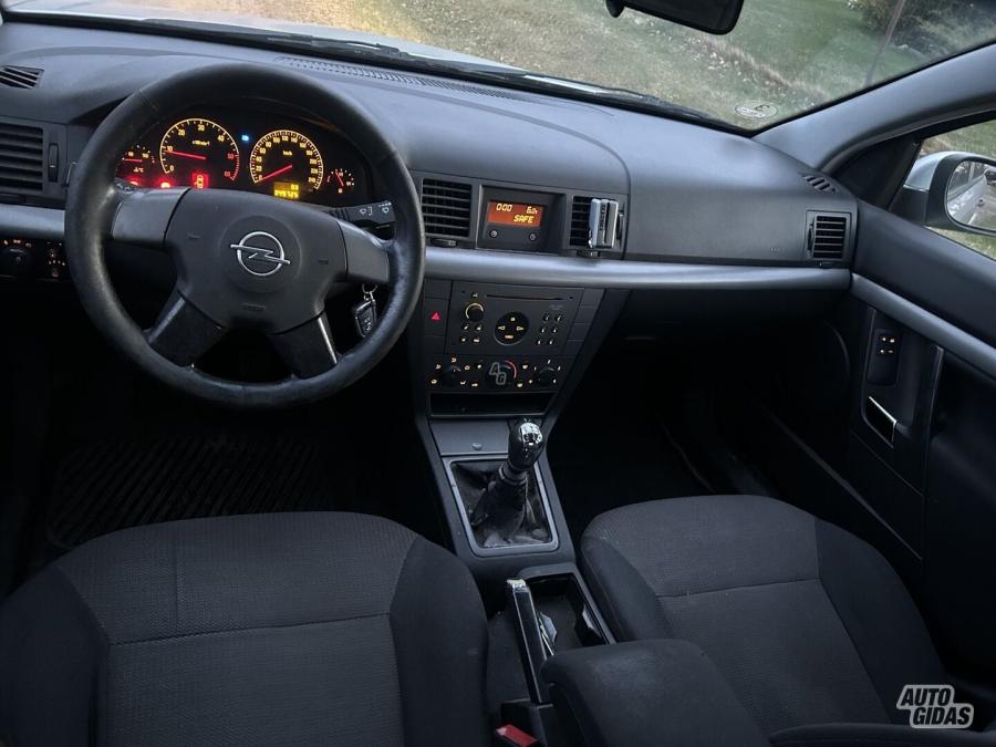 Opel Vectra 2006 Varėna, ar dzinēja tilpumu 1.90 L un nobraukumu 350 tūkst. km par 420 €, foto 1 vietnē AUTOMOTO.COM.LV