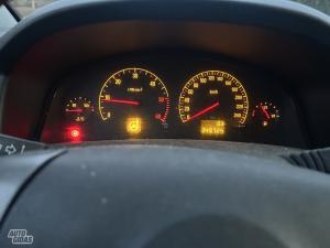 Opel Vectra 2006 in Varena, with an engine capacity of 1.90 L and mileage of 350 thousand km for 400 €, photo 7 on AUTOMOTO.COM.LV