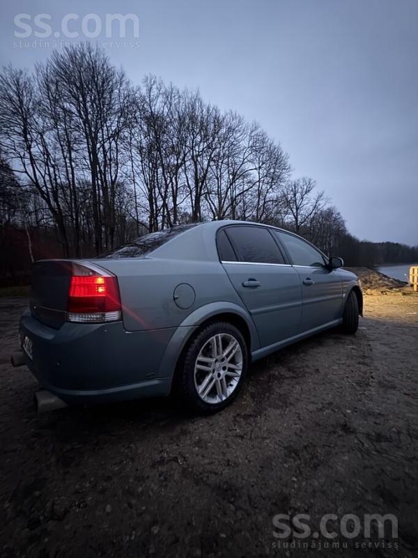 Opel Vectra 2006 Aizkraukle, ar dzinēja tilpumu 3.00 L un nobraukumu 356 tūkst. km par 650 €, foto 4 vietnē AUTOMOTO.COM.LV