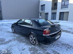 Opel Vectra 2007 Viļņa, ar dzinēja tilpumu 1.90 L un nobraukumu 300 tūkst. km par 950 €, foto 4 vietnē AUTOMOTO.COM.LV