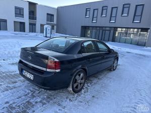 Opel Vectra 2007 Viļņa, ar dzinēja tilpumu 1.90 L un nobraukumu 300 tūkst. km par 850 €, foto 3 vietnē AUTOMOTO.COM.LV