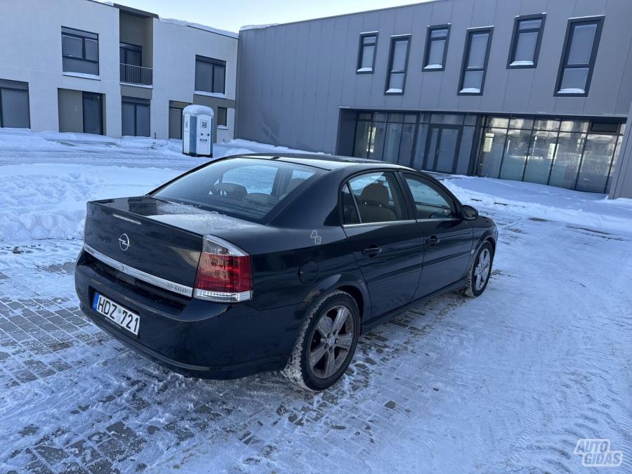 Opel Vectra 2007 Viļņa, ar dzinēja tilpumu 1.90 L un nobraukumu 300 tūkst. km par 850 €, foto 3 vietnē AUTOMOTO.COM.LV