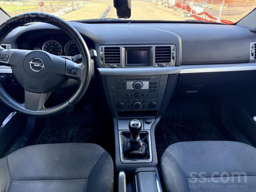 Opel Vectra 2007 Rīga, ar dzinēja tilpumu 1.60 L un nobraukumu 242 tūkst. km par 860 €, foto 5 vietnē AUTOMOTO.COM.LV