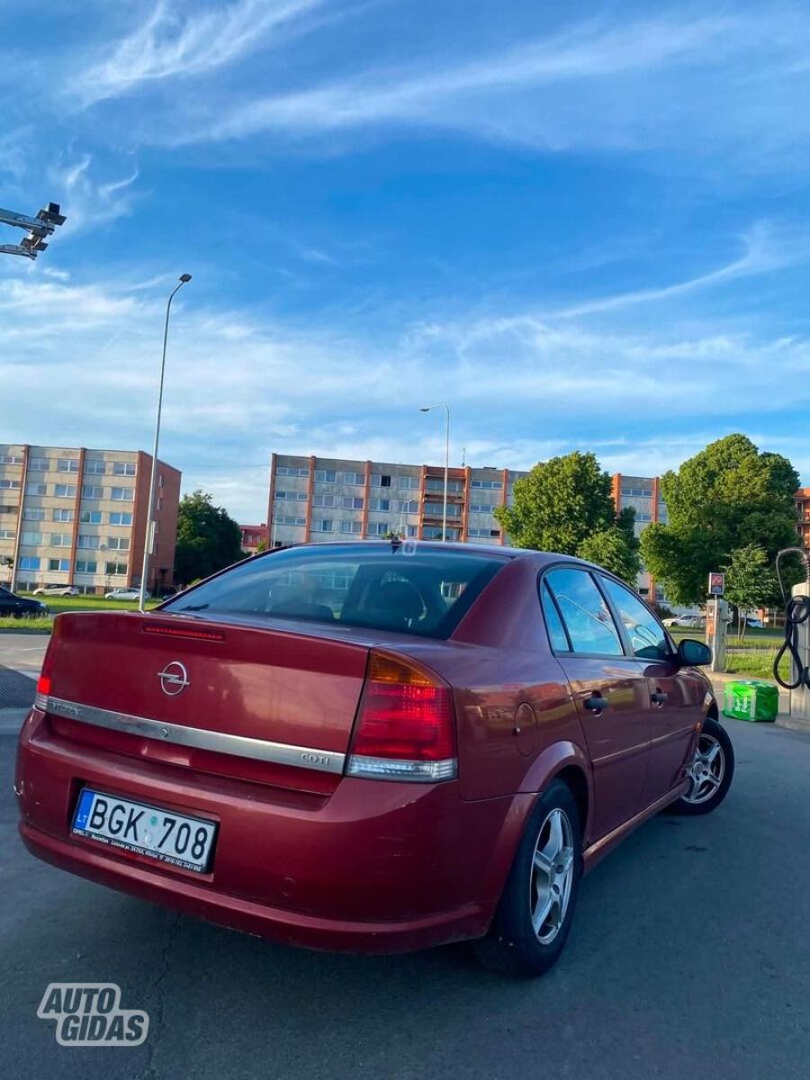 Opel Vectra 2007 in Siauliai, with an engine capacity of 1.90 L and mileage of 23 thousand km for 750 €, photo 3 on AUTOMOTO.COM.LV