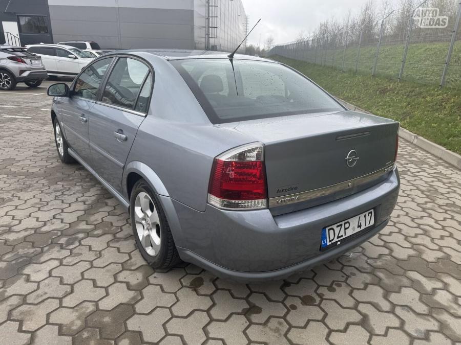 Opel Vectra 2008 Viļņa, ar dzinēja tilpumu 1.90 L un nobraukumu 280 tūkst. km par 1500 €, foto 10 vietnē AUTOMOTO.COM.LV