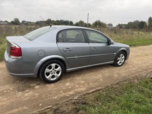 Opel Vectra 2008 Viļņa, ar dzinēja tilpumu 1.90 L un nobraukumu 280 tūkst. km par 1450 €, foto 6 vietnē AUTOMOTO.COM.LV