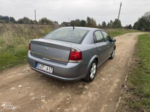 Opel Vectra 2008 Viļņa, ar dzinēja tilpumu 1.90 L un nobraukumu 280 tūkst. km par 1450 €, foto 9 vietnē AUTOMOTO.COM.LV