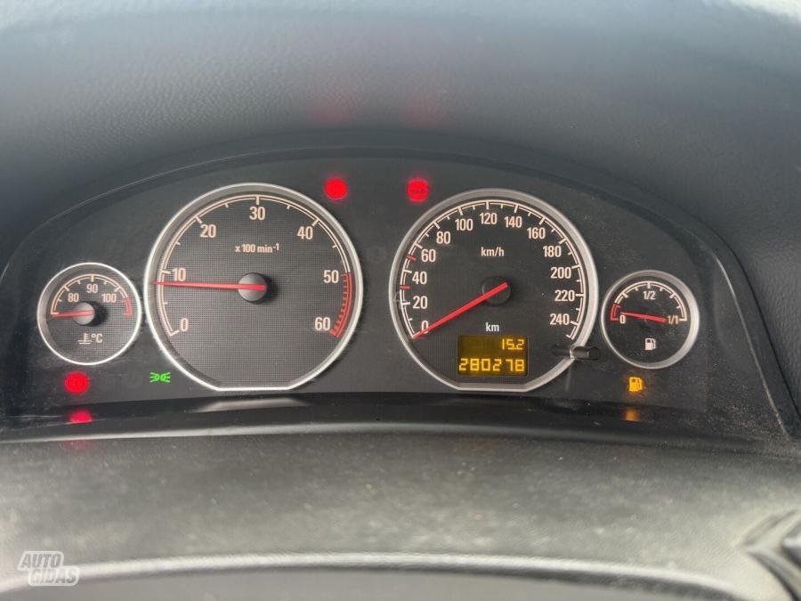 Opel Vectra 2008 Viļņa, ar dzinēja tilpumu 1.90 L un nobraukumu 280 tūkst. km par 1450 €, foto 10 vietnē AUTOMOTO.COM.LV