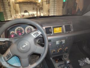 Opel Vectra 2002 Kauņa, ar dzinēja tilpumu 18.00 L un nobraukumu 180 tūkst. km par 1000 €, foto  vietnē AUTOMOTO.COM.LV