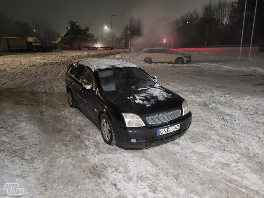 Opel Vectra 2004 in Kaunas, with an engine capacity of 1.90 L and mileage of 350 thousand km for 399 €, photo 2 on AUTOMOTO.COM.LV