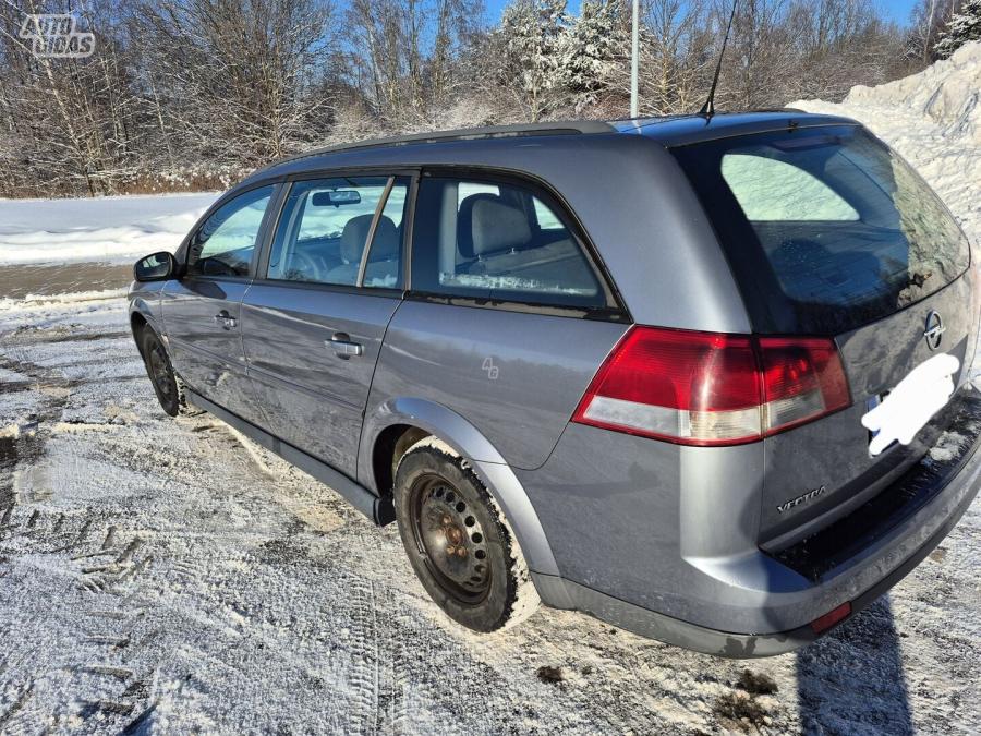 Opel Vectra 2004 Viļņa, ar dzinēja tilpumu 1.90 L un nobraukumu 245 tūkst. km par 499 €, foto 10 vietnē AUTOMOTO.COM.LV