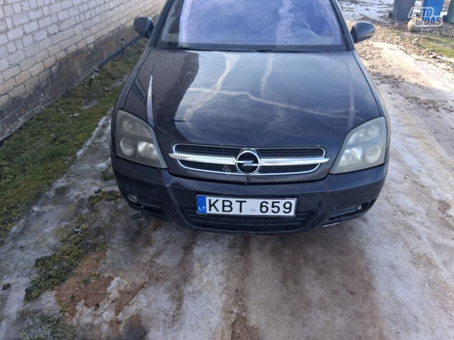 Opel Vectra 2004 Alīta, ar dzinēja tilpumu 1.90 L un nobraukumu 300 tūkst. km par 400 €, foto 1 vietnē AUTOMOTO.COM.LV