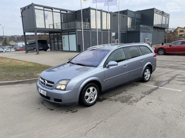 Opel Vectra 2004 Viļņa, ar dzinēja tilpumu 1.90 L un nobraukumu 300 tūkst. km par 690 €, foto 1 vietnē AUTOMOTO.COM.LV