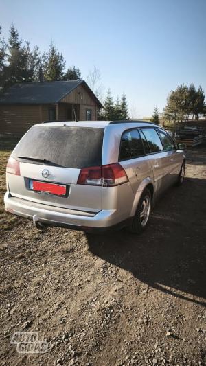 Opel Vectra 2004 in Panevezys, with an engine capacity of 1.90 L and mileage of 483 thousand km for 750 €, photo 3 on AUTOMOTO.COM.LV