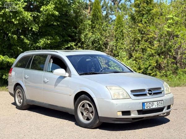 Opel Vectra 2004 in Silute, with an engine capacity of 2.20 L and mileage of 325 thousand km for 850 €, photo 4 on AUTOMOTO.COM.LV