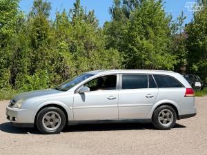 Opel Vectra 2004 in Silute, with an engine capacity of 2.20 L and mileage of 325 thousand km for 780 €, photo 5 on AUTOMOTO.COM.LV