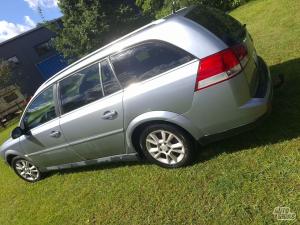 Opel Vectra 2004 in Prienai, with an engine capacity of 2.20 L and mileage of 389 thousand km for 700 €, photo 7 on AUTOMOTO.COM.LV