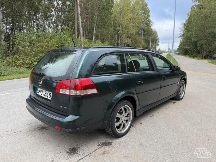 Опель Вектра 2004 в Укмерге, объемом двигателя 1.90 л и пробегом 299 тыс. км за 850 €, фото 6 на AUTOMOTO.COM.LV
