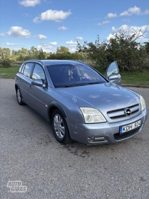Opel Vectra 2004 in Jonava, with an engine capacity of 2.20 L and mileage of 240 thousand km for 800 €, photo 3 on AUTOMOTO.COM.LV
