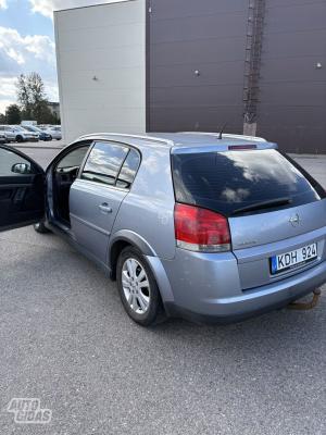 Opel Vectra 2004 in Jonava, with an engine capacity of 2.20 L and mileage of 240 thousand km for 800 €, photo 6 on AUTOMOTO.COM.LV