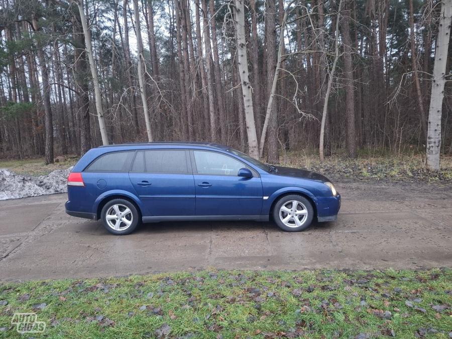 Opel Vectra 2005 Viļņa, ar dzinēja tilpumu 1.90 L un nobraukumu 400 tūkst. km par 890 €, foto 4 vietnē AUTOMOTO.COM.LV