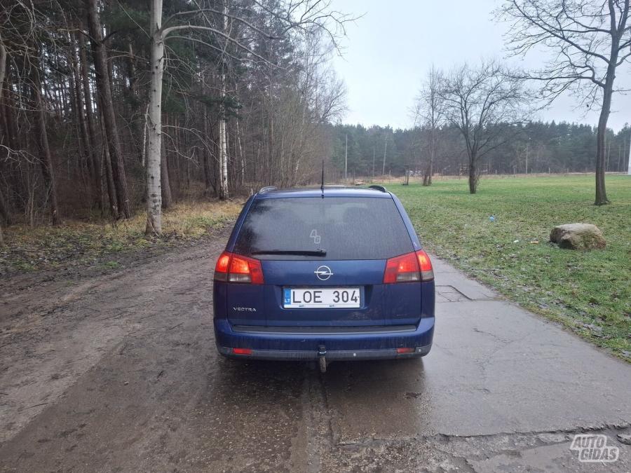 Opel Vectra 2005 in Vilnius, with an engine capacity of 1.90 L and mileage of 400 thousand km for 890 €, photo 4 on AUTOMOTO.COM.LV