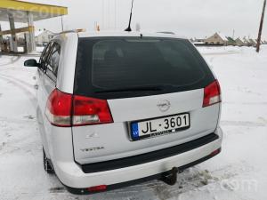 Opel Vectra 2005 in Daugavpils, with an engine capacity of 1.90 L and mileage of 280 thousand km for 1599 €, photo 4 on AUTOMOTO.COM.LV