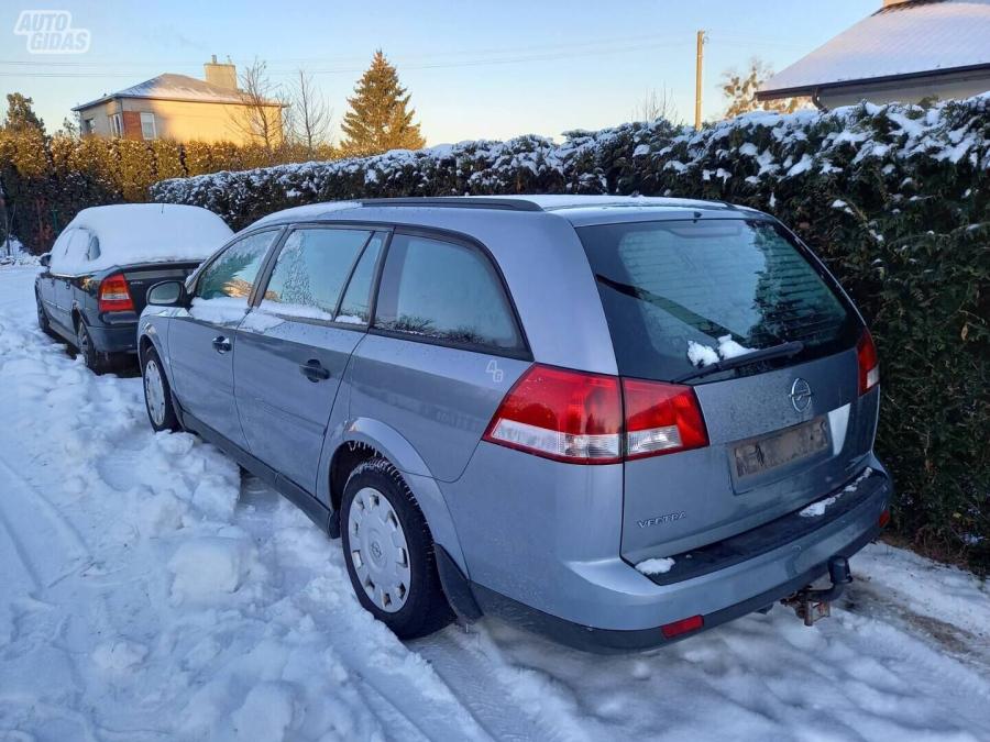 Opel Vectra 2005 in Kaunas, with an engine capacity of 1.80 L and mileage of 192 thousand km for 1000 €, photo 2 on AUTOMOTO.COM.LV