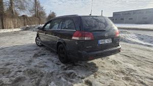 Opel Vectra 2005 Prienai, ar dzinēja tilpumu 1.90 L un nobraukumu 424 tūkst. km par 950 €, foto 2 vietnē AUTOMOTO.COM.LV