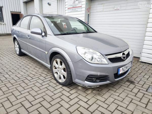 Opel Vectra 2005 in Bliudziai, with an engine capacity of 1.90 L and mileage of 320 thousand km for 1530 €, photo 1 on AUTOMOTO.COM.LV