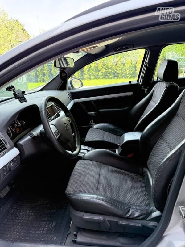 Opel Vectra 2005 Kauņa, ar dzinēja tilpumu 1.90 L un nobraukumu 331 tūkst. km par 1150 €, foto 7 vietnē AUTOMOTO.COM.LV