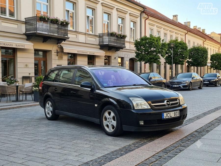 Opel Vectra 2005 in Alytus, with an engine capacity of 1.90 L and mileage of 295 thousand km for 750 €, photo 1 on AUTOMOTO.COM.LV