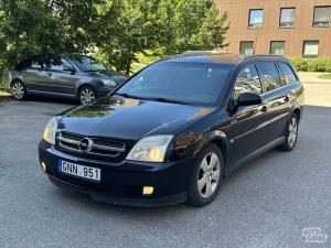 Opel Vectra 2005 in Vilnius, with an engine capacity of 1.90 L and mileage of 310 thousand km for 800 €, photo  on AUTOMOTO.COM.LV