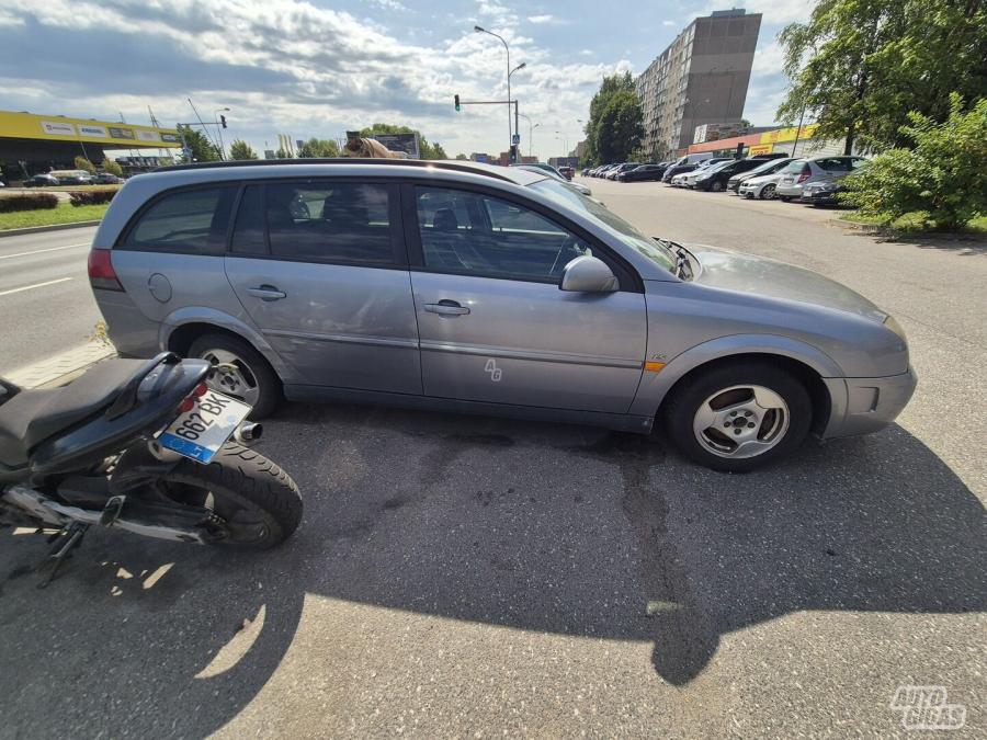 Opel Vectra 2005 Klaipėda, ar dzinēja tilpumu 1.90 L un nobraukumu 373 tūkst. km par 550 €, foto 5 vietnē AUTOMOTO.COM.LV