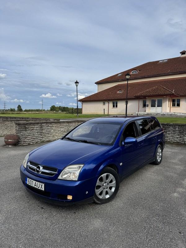 Opel Vectra 2005 in Kivioli, with an engine capacity of 1.90 L and mileage of 365 thousand km for 1450 €, photo 11 on AUTOMOTO.COM.LV