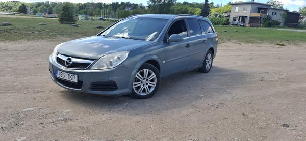 Opel Vectra 2005 Viljandi vietnÄ Opel Vectra 2005 Viljandi, ar dzinÄja tilpumu 1.90 L un nobraukumu 494 tÅ«kst. km par 1490 ā¬, foto 1 vietnÄ AUTOMOTO.COM.LV