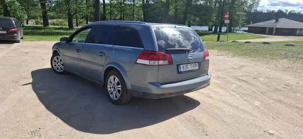 Opel Vectra 2005 Viljandi vietnÄ Opel Vectra 2005 Viljandi, ar dzinÄja tilpumu 1.90 L un nobraukumu 494 tÅ«kst. km par 1490 ā¬, foto 5 vietnÄ AUTOMOTO.COM.LV