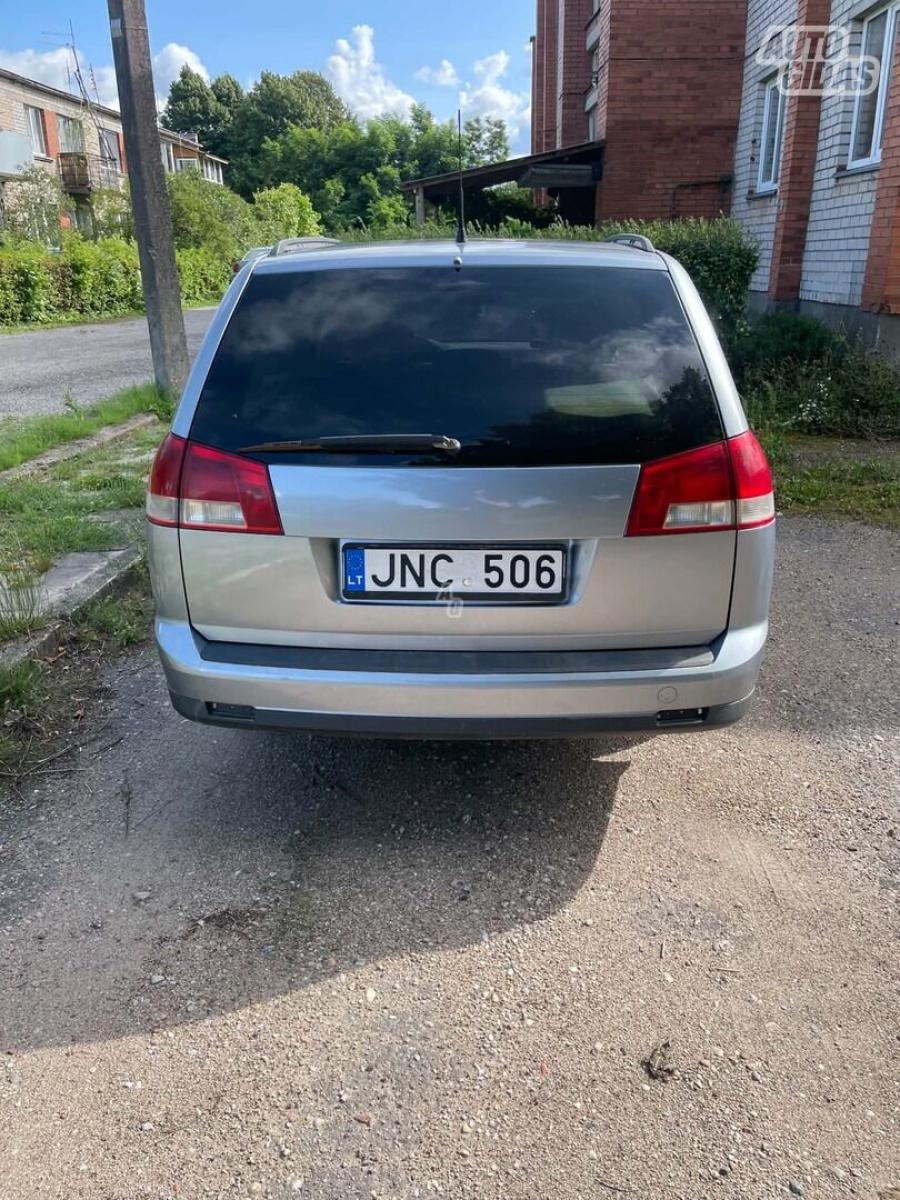 Opel Vectra 2005 in Vilnius, with an engine capacity of 1.90 L and mileage of 250 thousand km for 900 €, photo 4 on AUTOMOTO.COM.LV