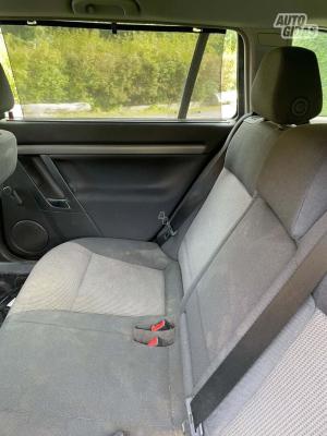 Opel Vectra 2005 in Vilnius, with an engine capacity of 1.90 L and mileage of 250 thousand km for 900 €, photo 11 on AUTOMOTO.COM.LV