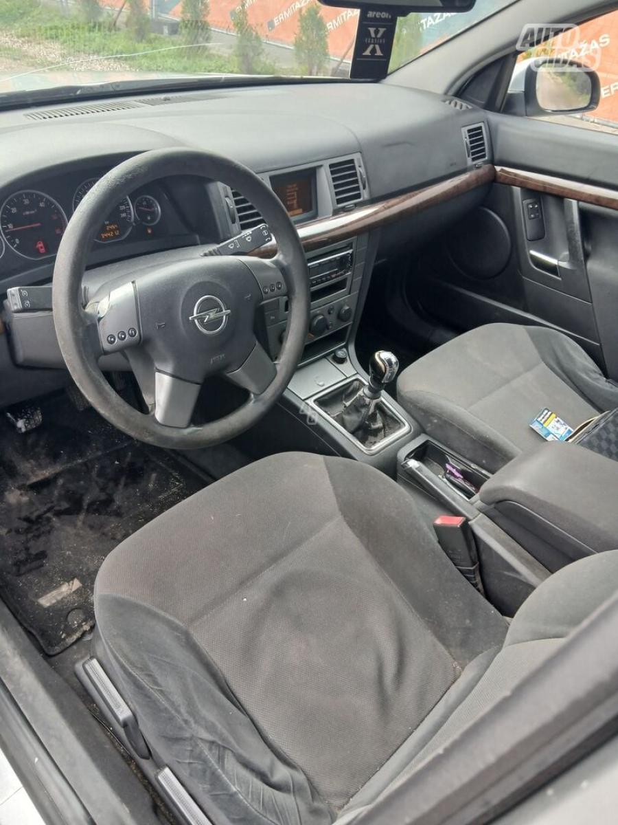 Opel Vectra 2005 Jonava, ar dzinēja tilpumu 1.90 L un nobraukumu 330 tūkst. km par 750 €, foto 6 vietnē AUTOMOTO.COM.LV