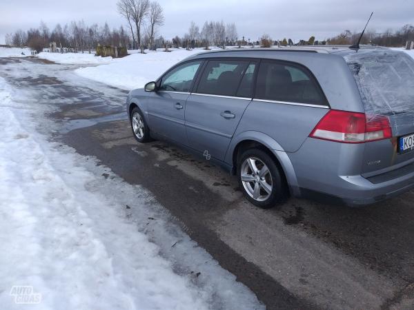 Opel Vectra 2006 in Vilnius, with an engine capacity of 1.90 L and mileage of 258 thousand km for 600 €, photo 2 on AUTOMOTO.COM.LV