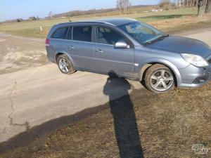 Opel Vectra 2006 Viļņa, ar dzinēja tilpumu 1.90 L un nobraukumu 295 tūkst. km par 550 €, foto 5 vietnē AUTOMOTO.COM.LV