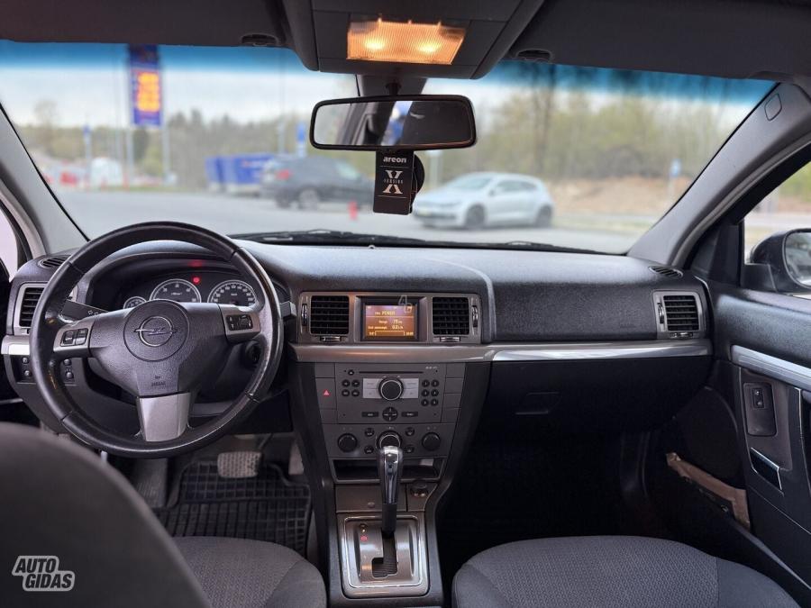 Opel Vectra 2006 Viļņa, ar dzinēja tilpumu 1.90 L un nobraukumu 309 tūkst. km par 1800 €, foto 7 vietnē AUTOMOTO.COM.LV