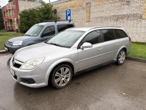 Opel Vectra 2006 in Varena, with an engine capacity of 1.90 L and mileage of 310 thousand km for 500 €, photo 3 on AUTOMOTO.COM.LV
